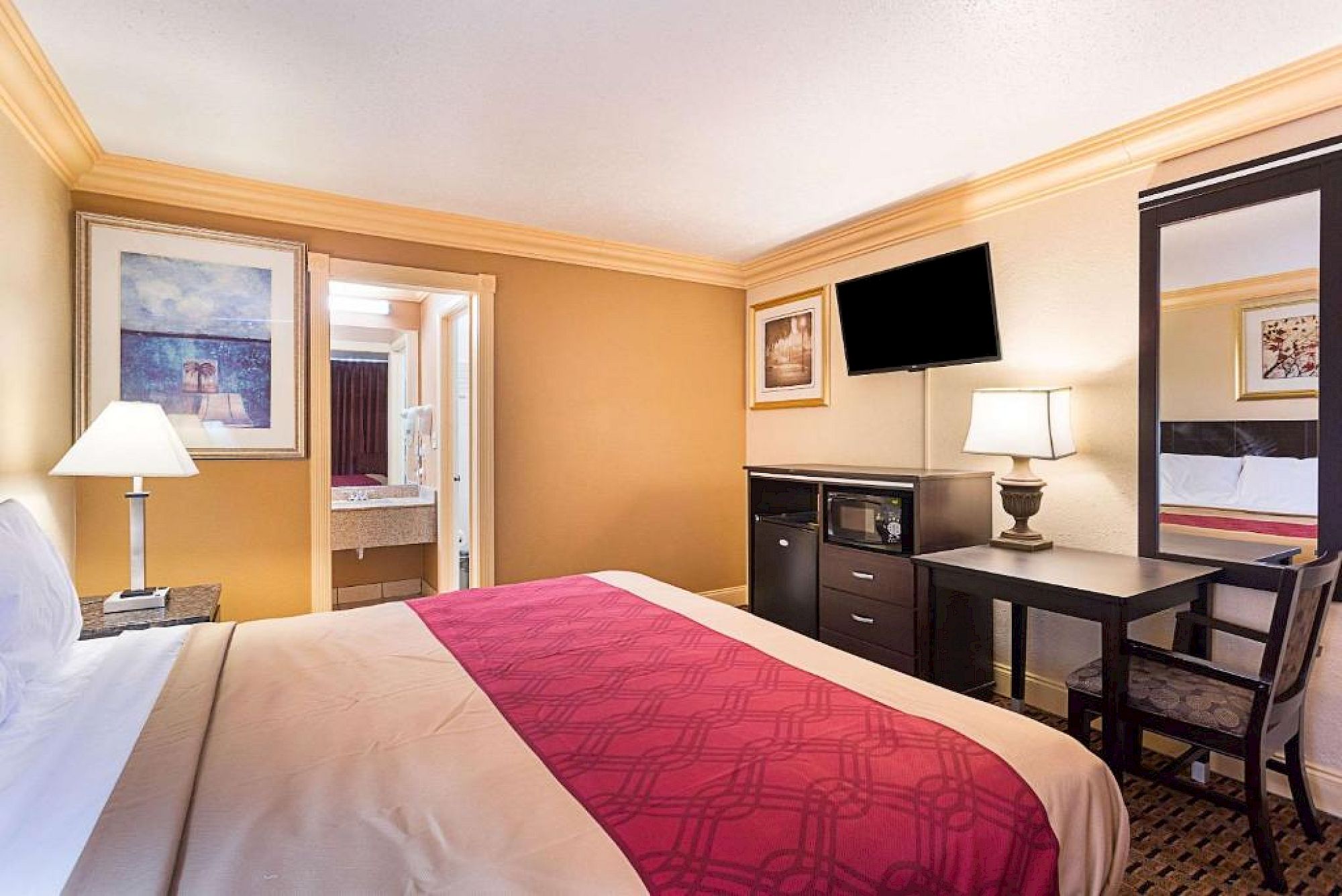 Comfortable and Affordable Hotel Rooms in Birmingham - Parkway Inn ...